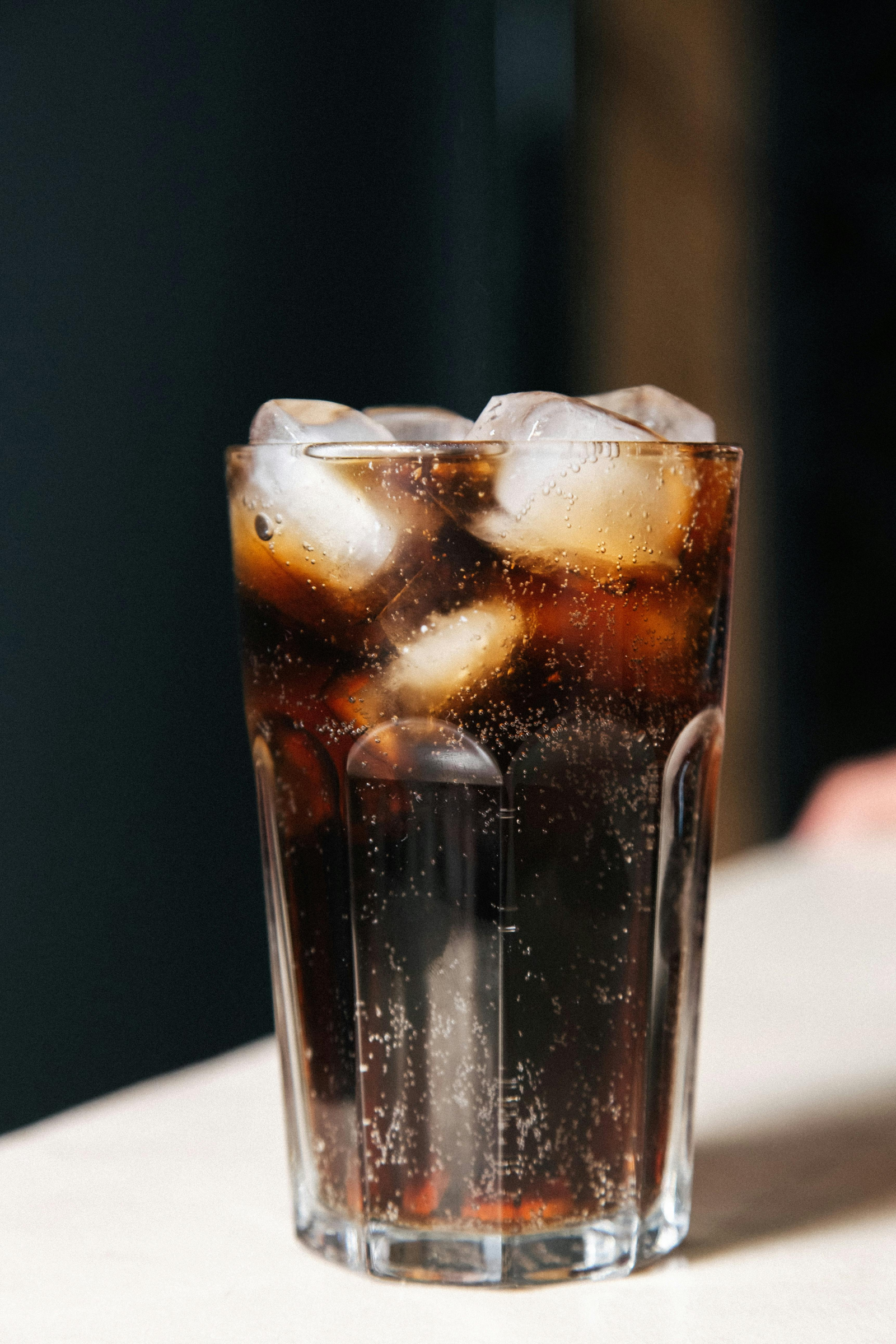 Hitler, Fanta und Cola: Wie Coca Cola im Dritten Reich Fuß fasste ...